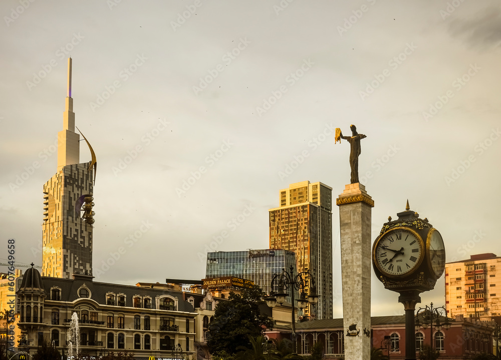 Batumi, Adjara, Georgia - May 05, 2023: Statue Of Medea On sunset Sky ...