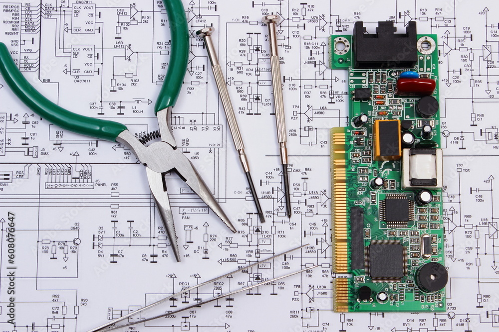 Foto de Printed circuit board with electrical components and precision ...