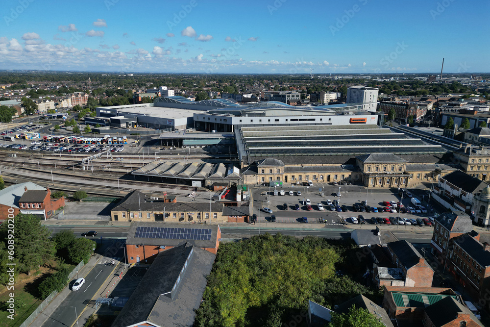 Photo & Art Print victorian architecture. Paragon train station Hull ...
