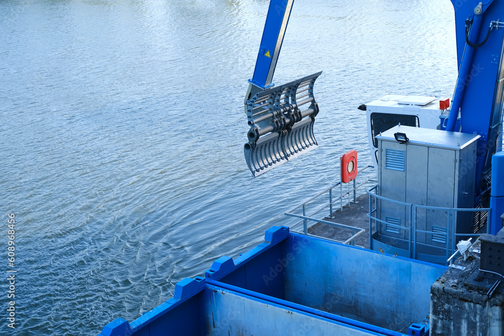 river bed cleaning excavator, hydraulic works, emergency response ...