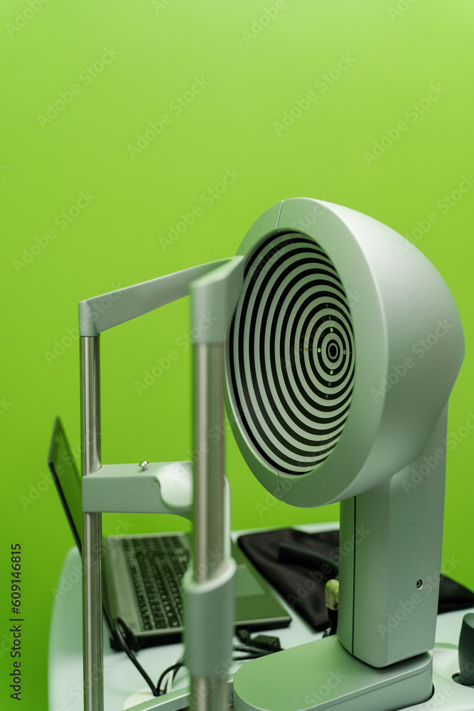 Corneal topographer for topography examination. Corneal topography eye ...