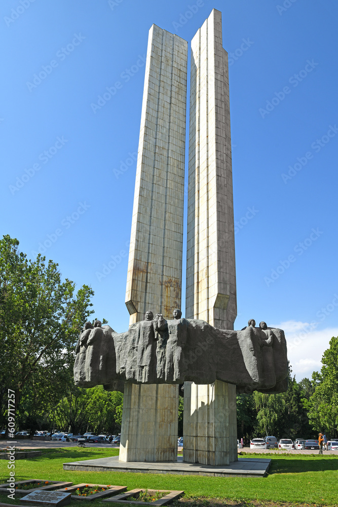 People's Friendship Monument, magnificent example of monumental Soviet ...