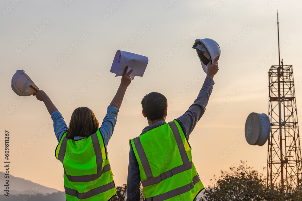 Professional team Engineer managers workers working outdoors with ...