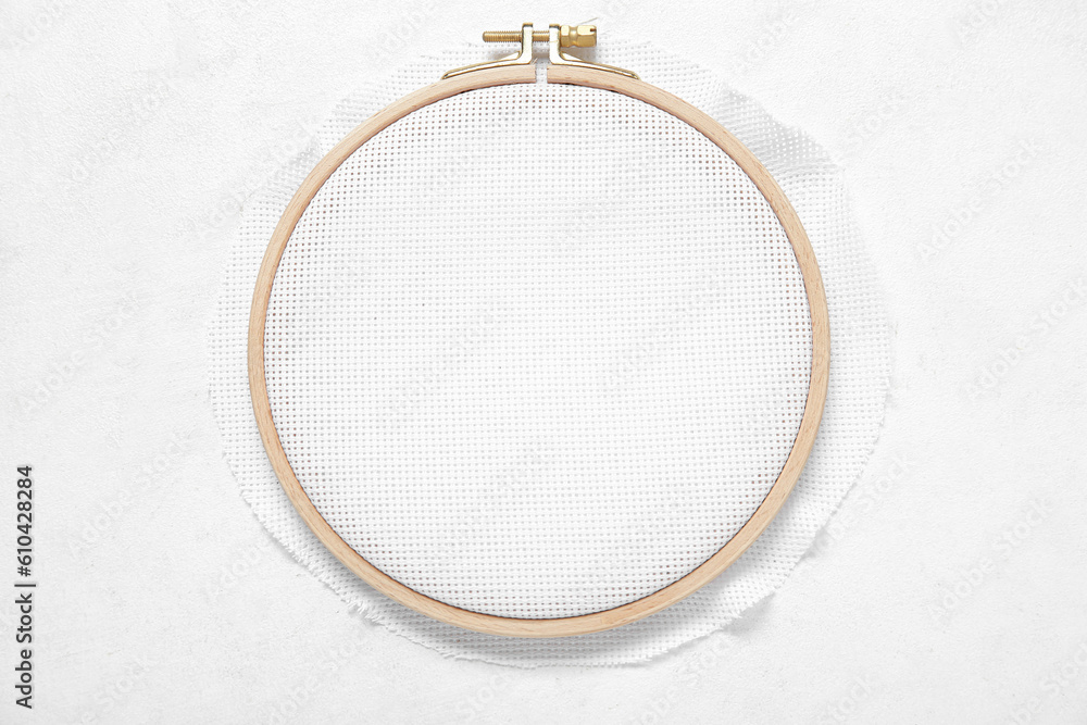 Wooden embroidery hoop with canvas on grunge white background Stock ...