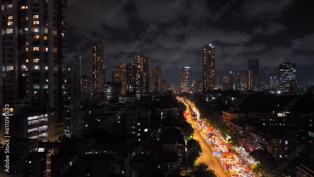 Vidéo Stock Cinematic aerial view of Mumbai's downtown night scene ...