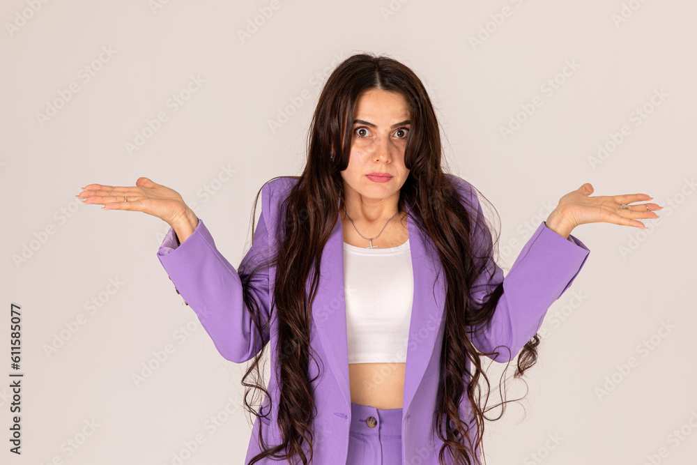 No idea. Unaware careless young beautiful caucasian confused woman ...