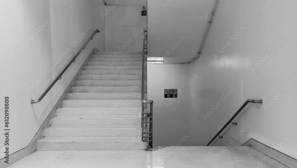 Sign : Emergency exit sign at path way indoor building public facility ...