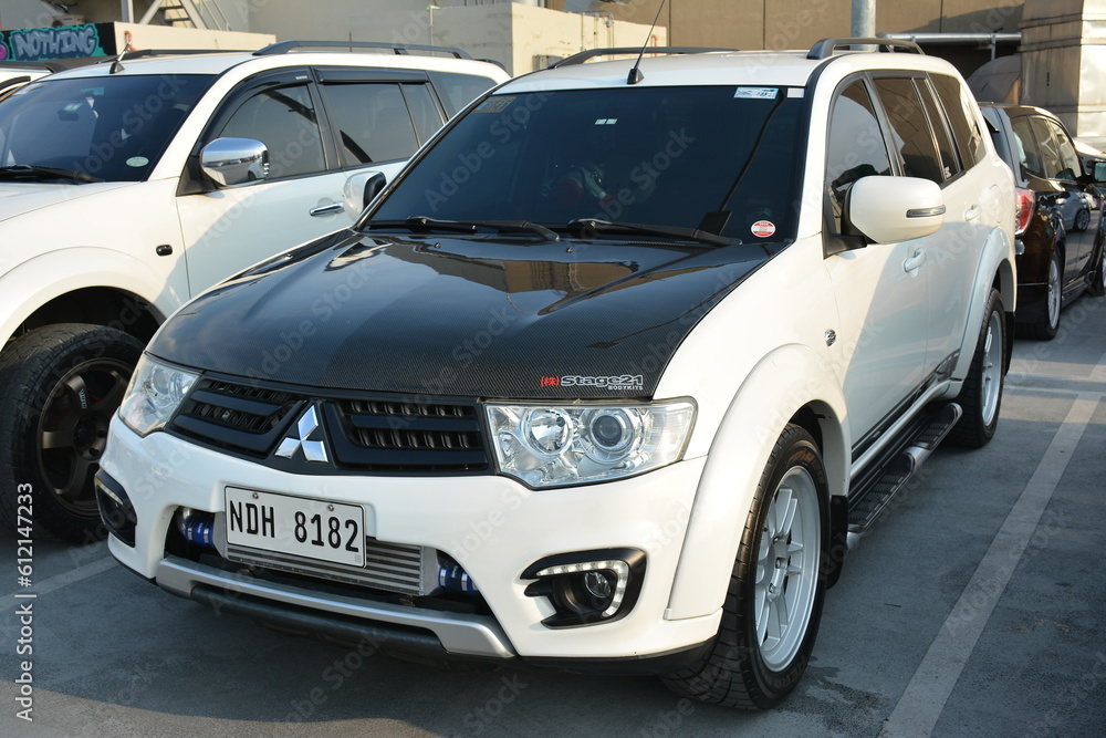 Mitsubishi montero at Sneaky mods car meet in Paranaque, Philippines ...