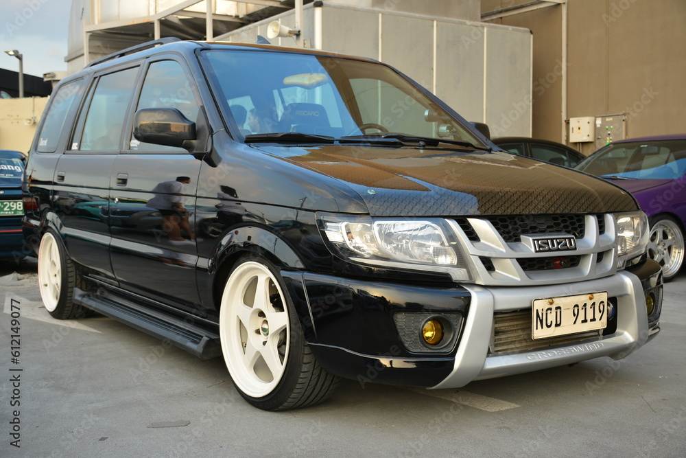 Isuzu crosswind at Sneaky mods car meet in Paranaque, Philippines Stock ...