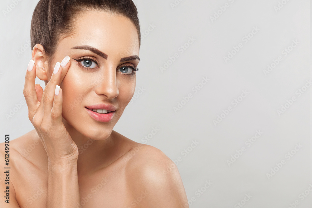 Beauty face model. Beautiful Woman with healthy smooth facial clean ...