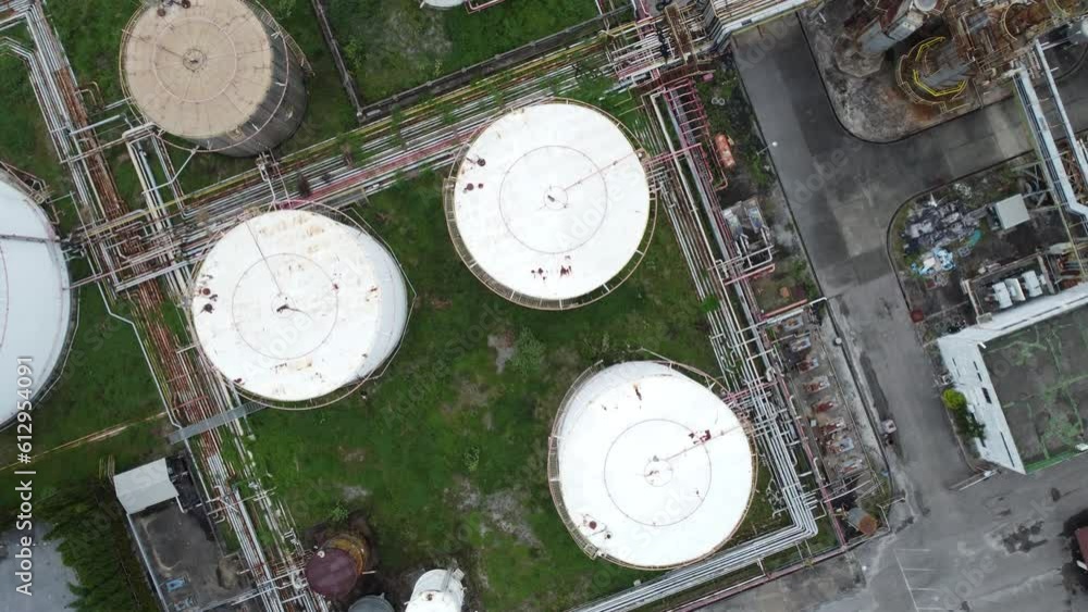 An aerial view showing the structure of pipelines and oil and chemical ...