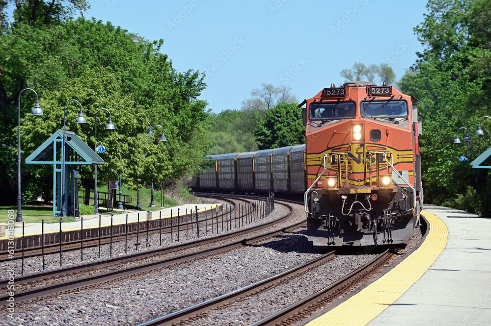 A Union Pacific Railroad auto rack freight train, led by a Burlington ...