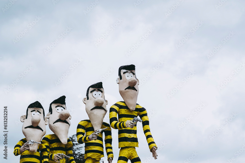 France, Valence, 16 Juin 2023 - Figurine en papier maché représentant ...