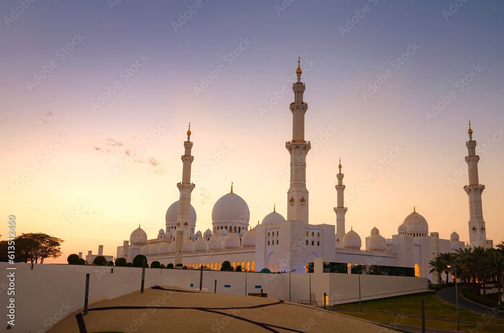 20 March 2023, Abu Dhabi, UAE: Sheikh Zayed Mosque largest mosque of ...