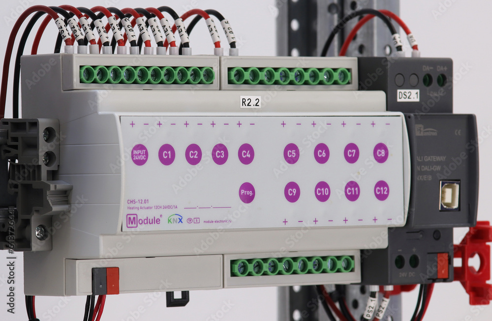 Module Electronic automation for controlling automatic modes in the ...