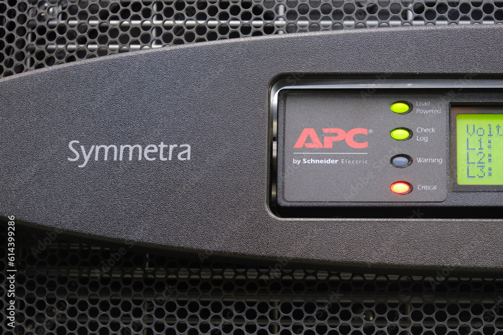 Foto de The control panel APC for the UPS module in the server room is ...