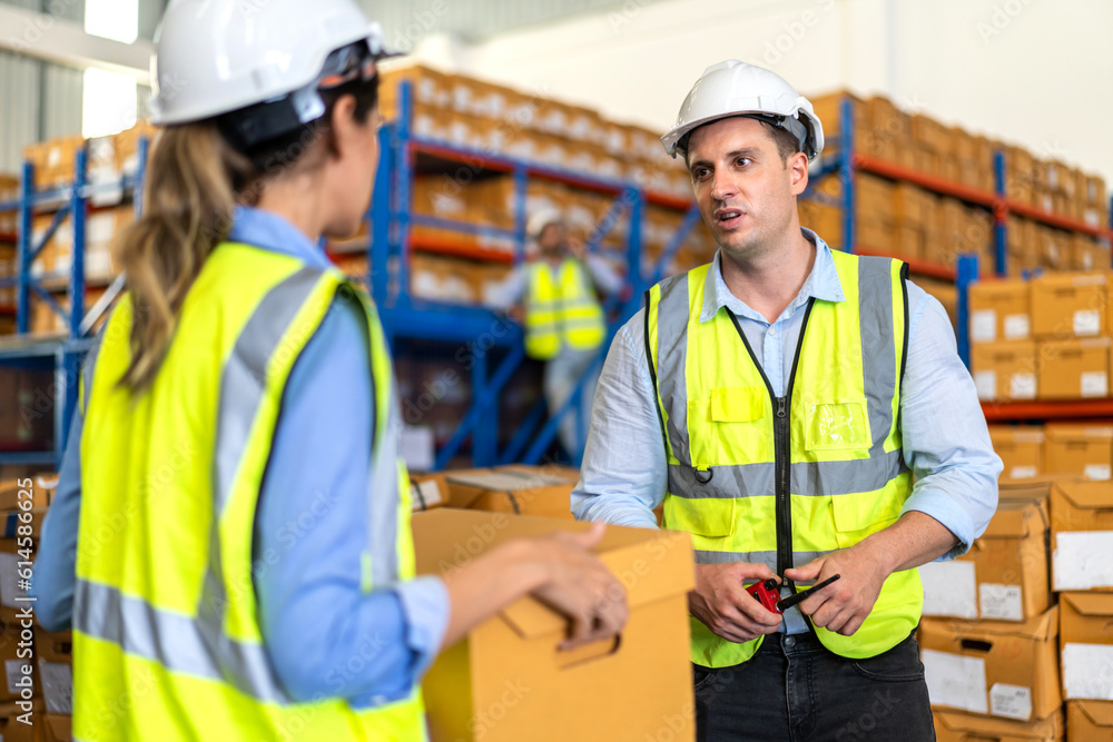 Engineer team cargo shipping order detail export and import, goods ...