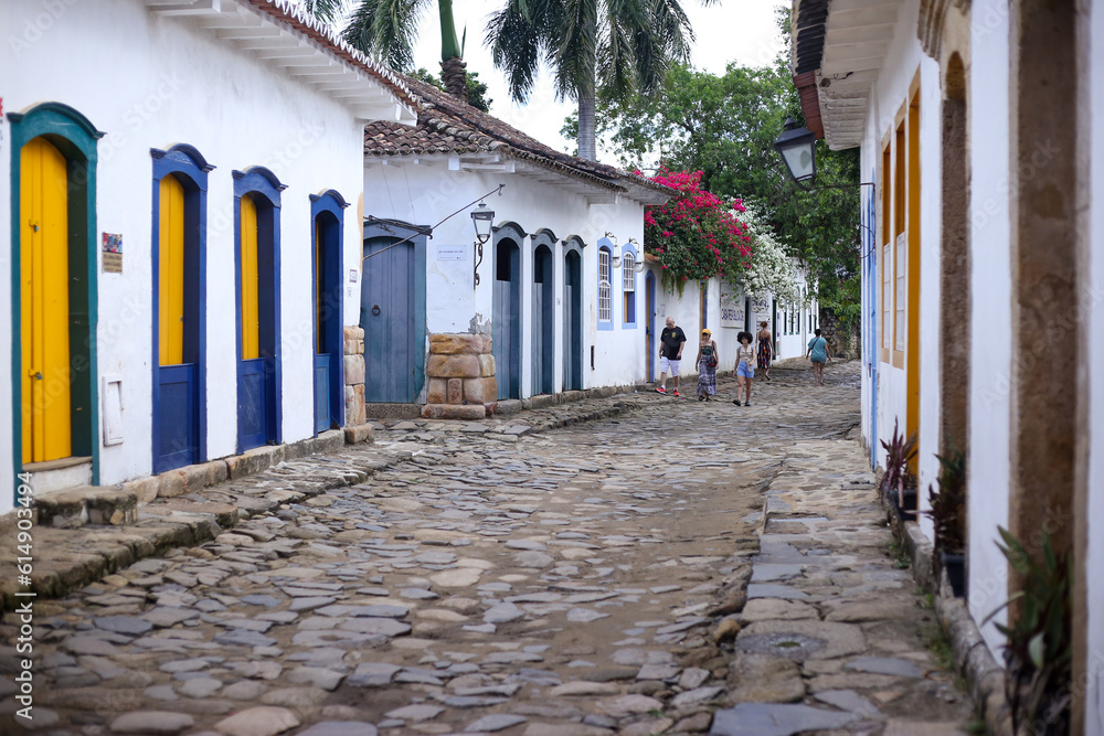 Centro histórico de Paraty: ruas coloridas, portas encantadoras e ...