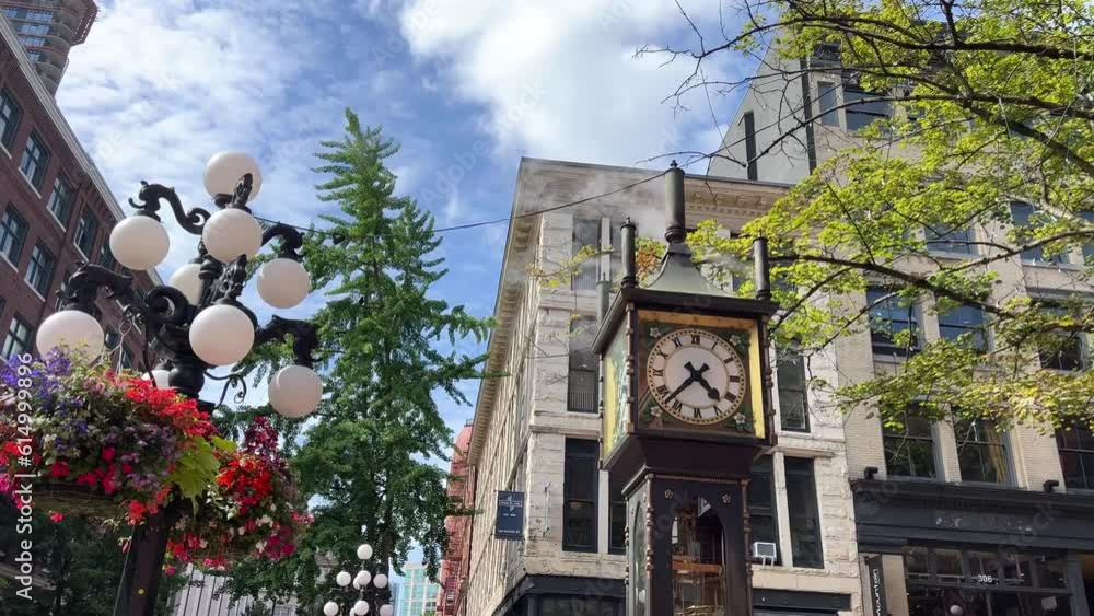 summer flowers clock tourist places in Downtown places must-see ...