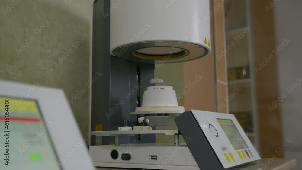 Dental press oven equipment used for the manufacturing of artificial ...