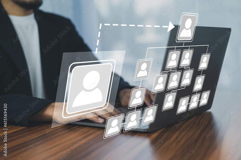 Foto de Business team management concept, Businessman touch visual ...