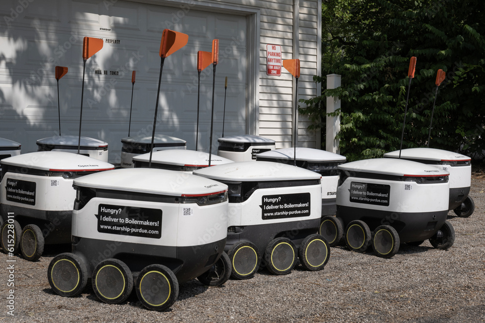 Starship Technologies Delivery Robots at Purdue University. Starship ...
