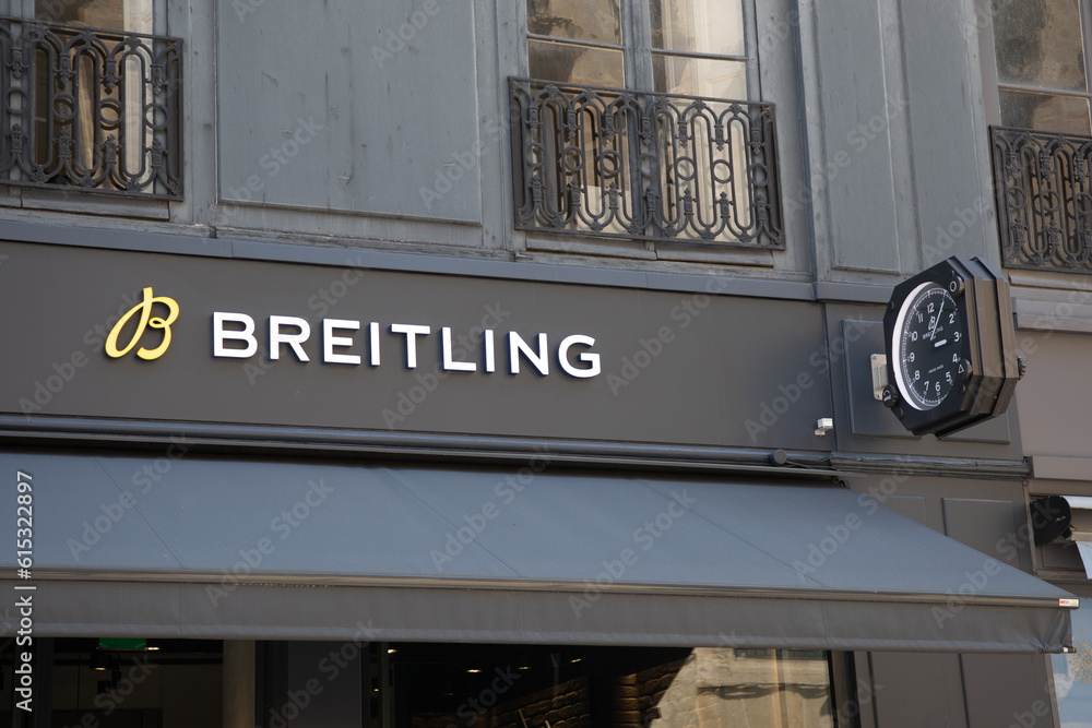 Breitling logo sign entrance and brand text wall store facade boutique ...