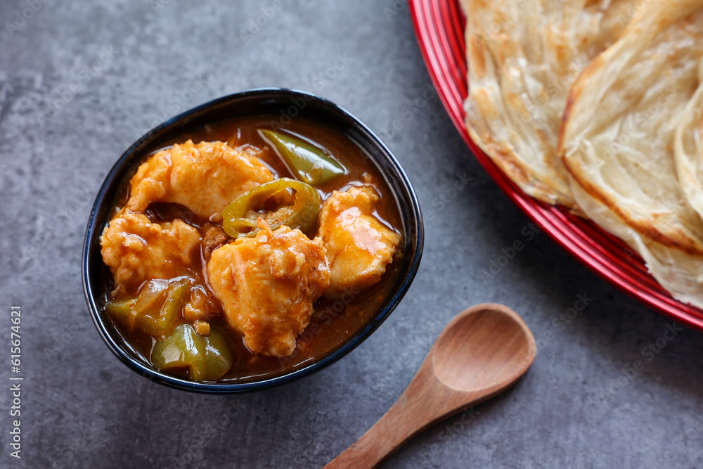 Kerala parathas / porotta / roti / parotta / barotta/ naan layered ...