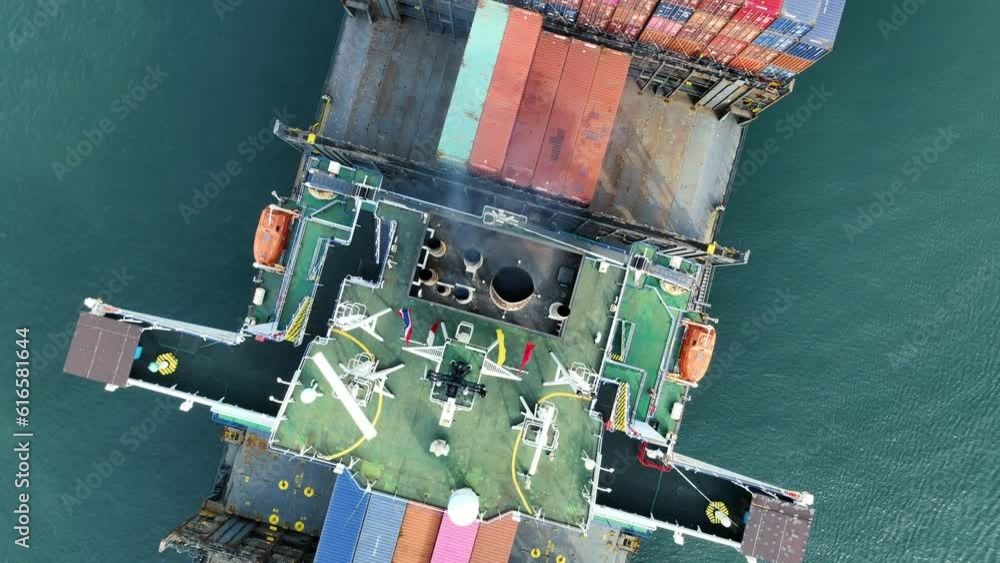 Smoke exhaust gas emissions carbondioxidefrom cargo lagre ship ...