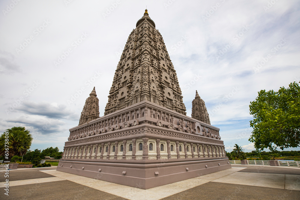 Thai pagodas Thai temples old Thai temples temple architecture Buddhist ...