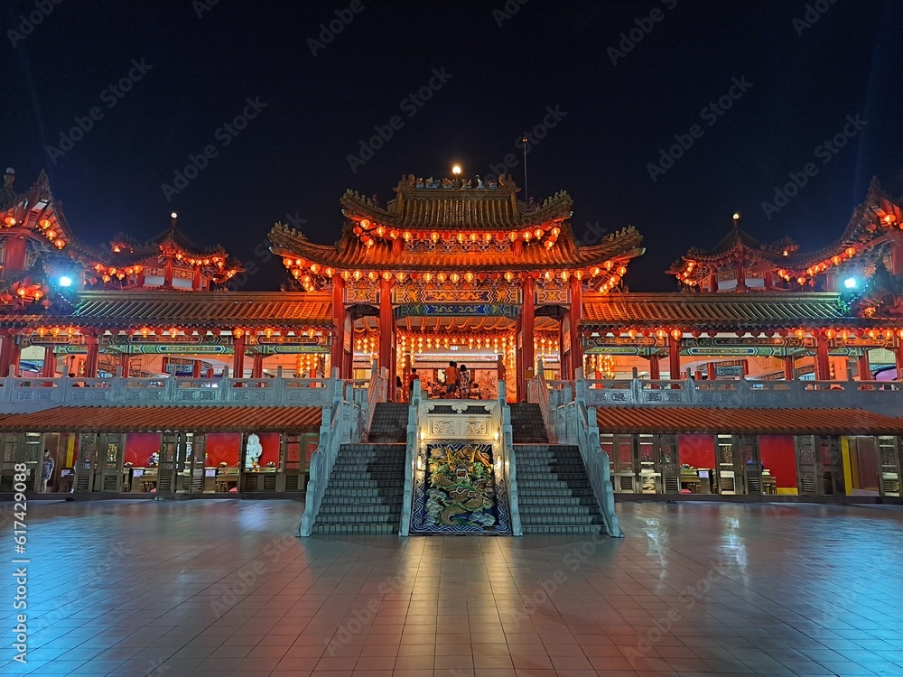 Entrance to the Thean Hou Temple (Tokong Thean Hou) in Kuala Lumpur ...