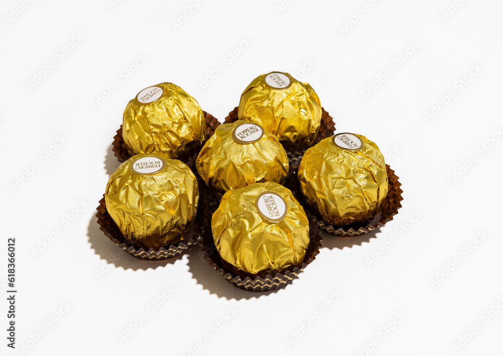 Ferrero Background