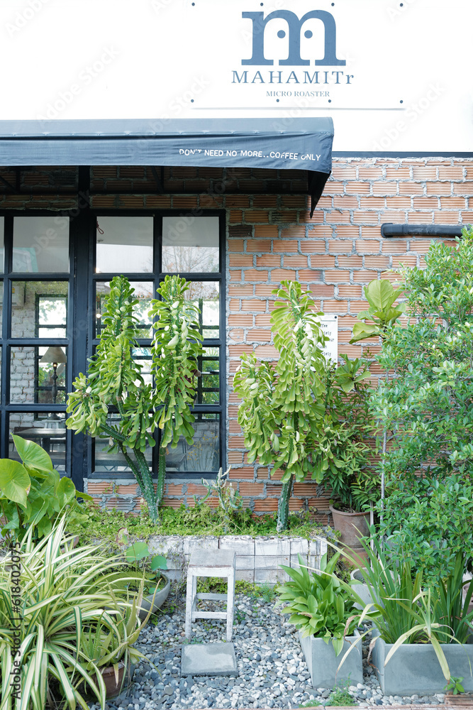 Exterior architecture and design at local coffee roaster and cafe ...