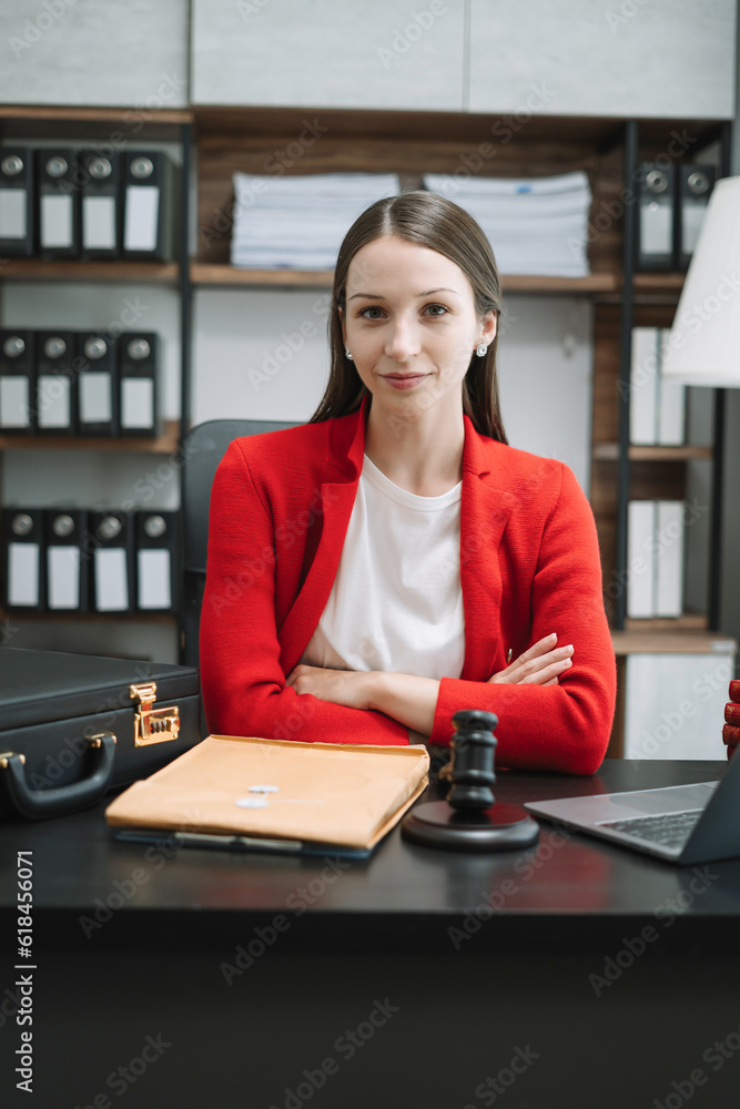 Lawyer portrait, Self confident young woman with crossed arms at office ...