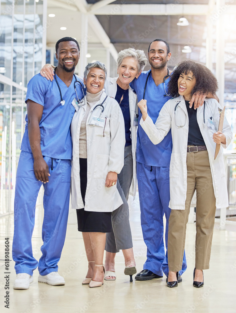 Poster Winning, team portrait and doctors or nurses in healthcare ...