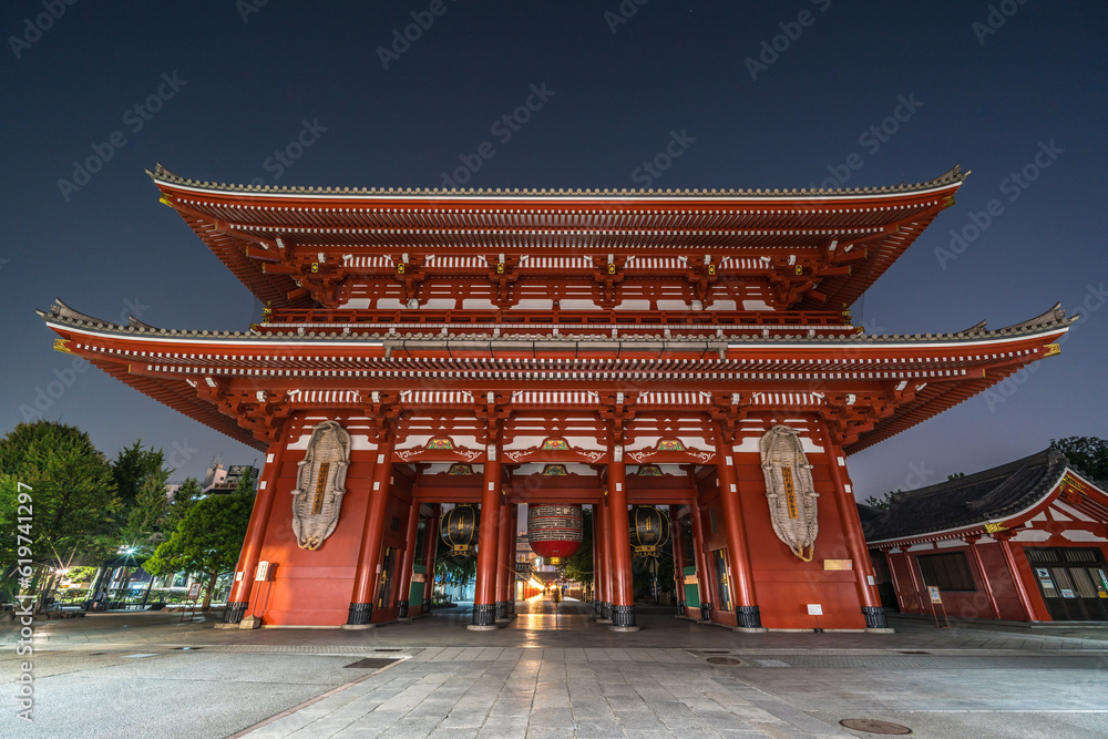 Taito Ward, Tokyo - August 2, 2018 : Hozomon gate at Senso-ji Temple in ...