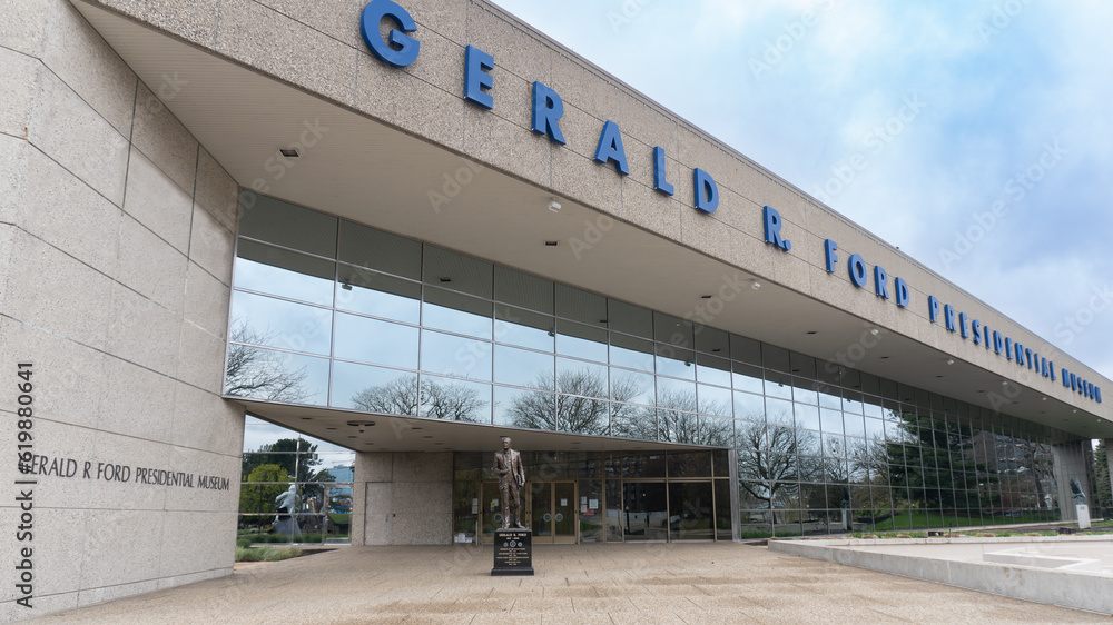 Grand Rapids, Michigan: Gerald R. Ford Presidential Museum. Exterior ...
