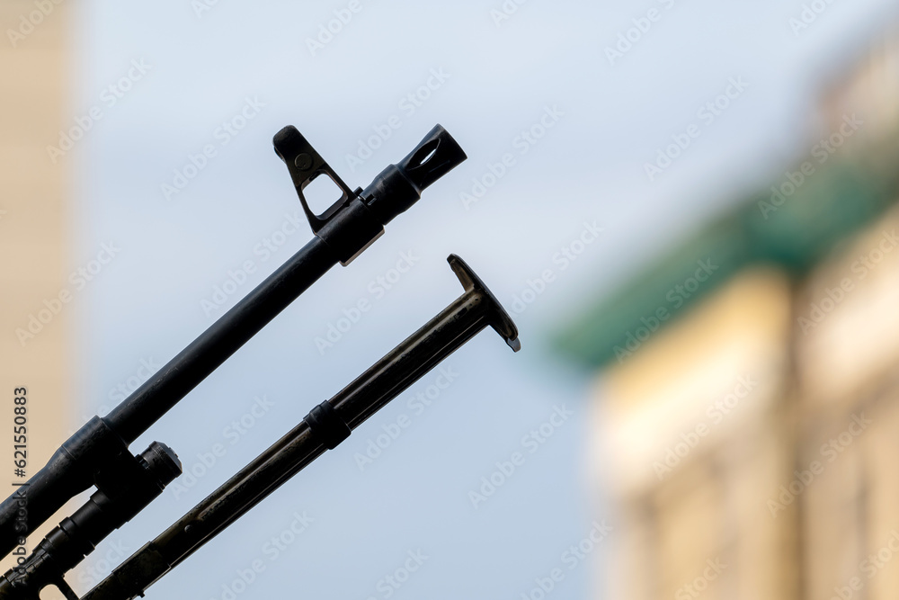 Foto de Vehicle mounted machine gun barrel macro, detail, extreme ...