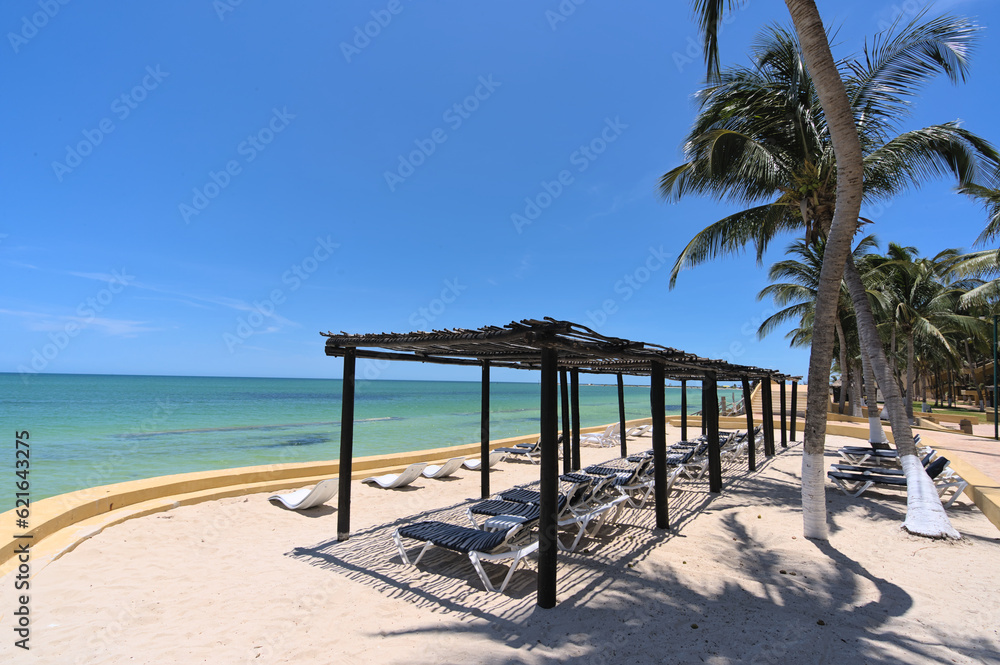 View of the horizon from tropical beach at luxury hotel resort (Merida ...