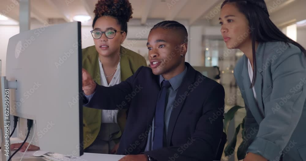 Computer analyst, teamwork and business people in office with project ...