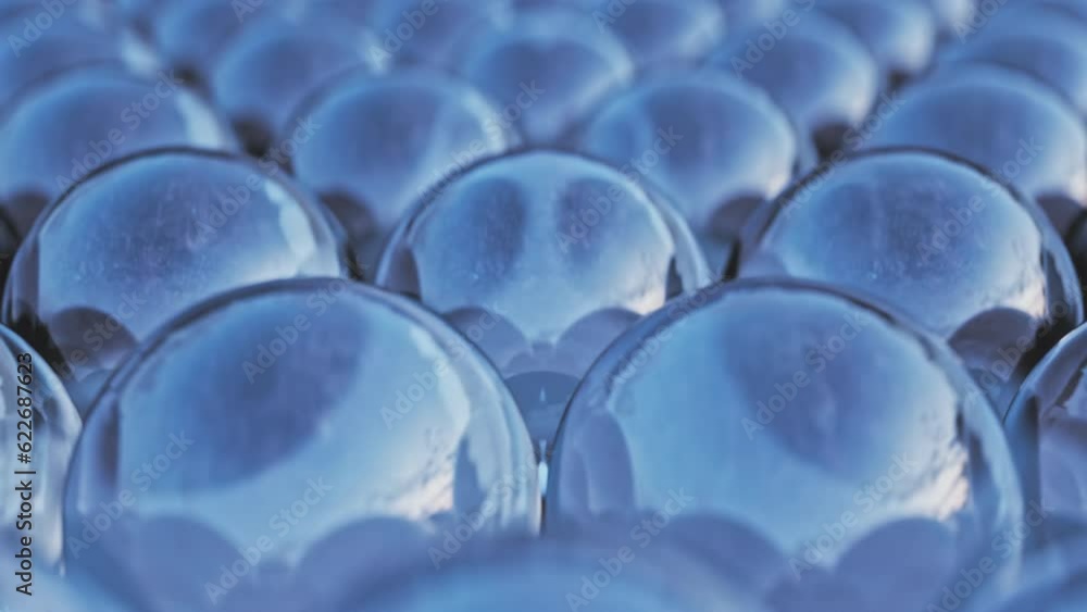 Vidéo Stock Multiple blue glass reflective mirror spheres background ...