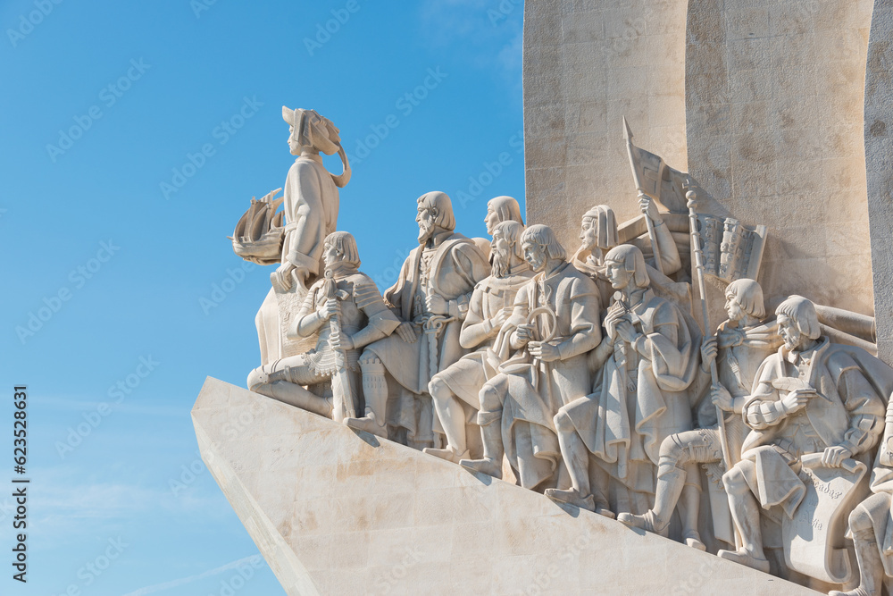 Monumento a los descubridores Stock Photo | Adobe Stock