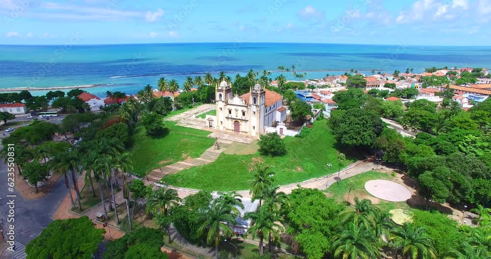 Centro Histórico de Olinda - Alto da Sé - Visto de cima com drone 4k ...