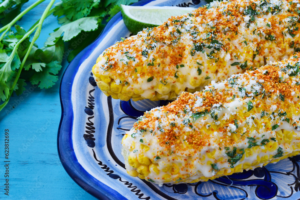 メキシコのエローテス Elotes Mexicanos （Mexican Street Corn） Stock Photo | Adobe Stock
