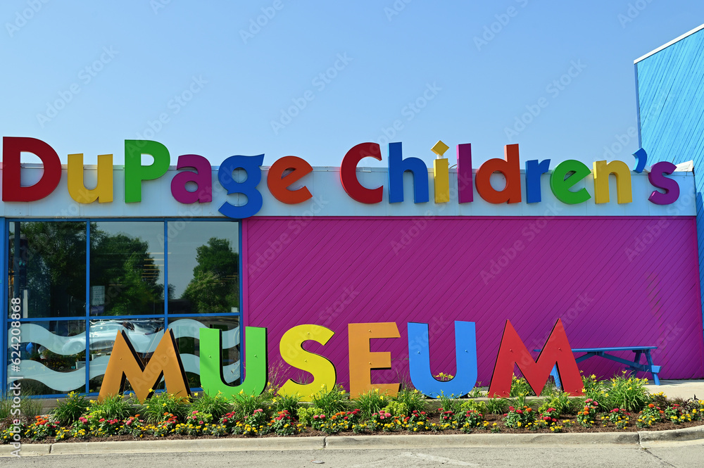 The colorful exterior of the DuPage Children's Museum in downtown ...
