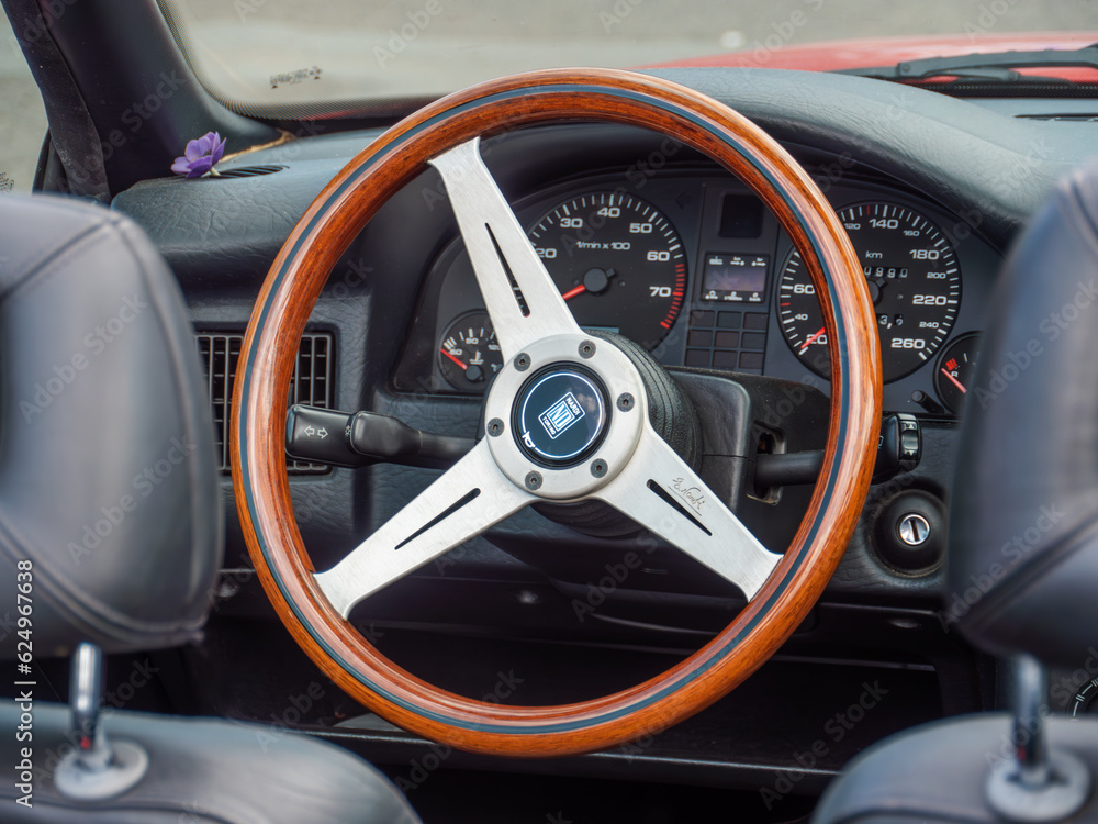 Foto de GERMANY - JUL 16, 2023: Original Nardi Torino Steering Wheel ...