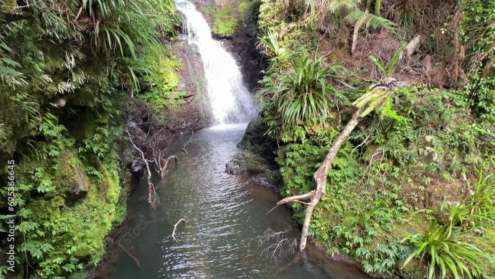 panorama of beautiful echo falls in lamington national park, queensland ...