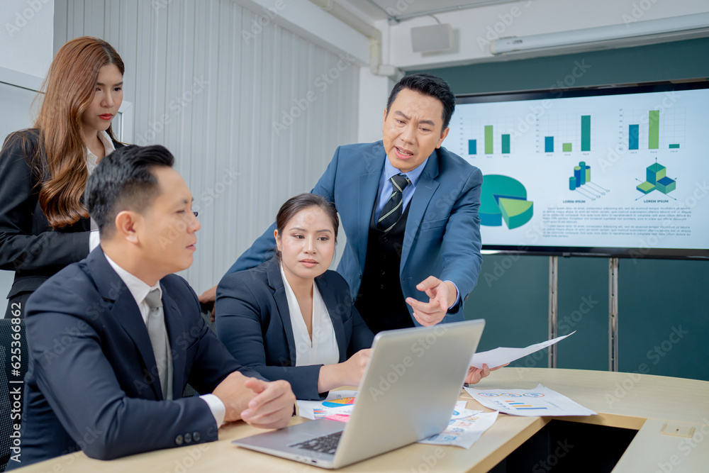 Office Conference Business Meeting Presentation: asian Business people ...