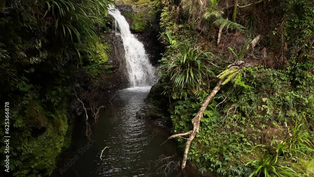 panorama of beautiful echo falls in lamington national park, queensland ...