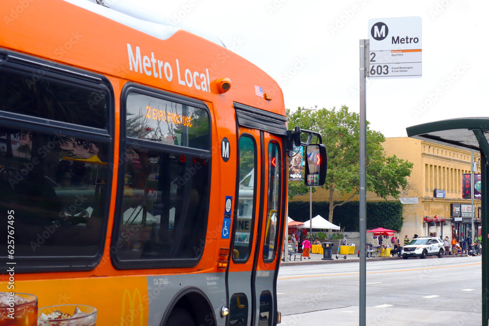 Los Angeles, California: LA Metro Bus Transit, Public Transport of Los ...